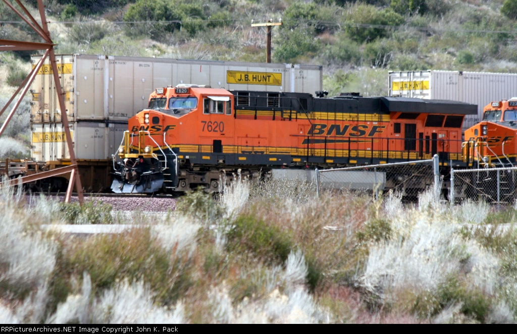 BNSF 7516